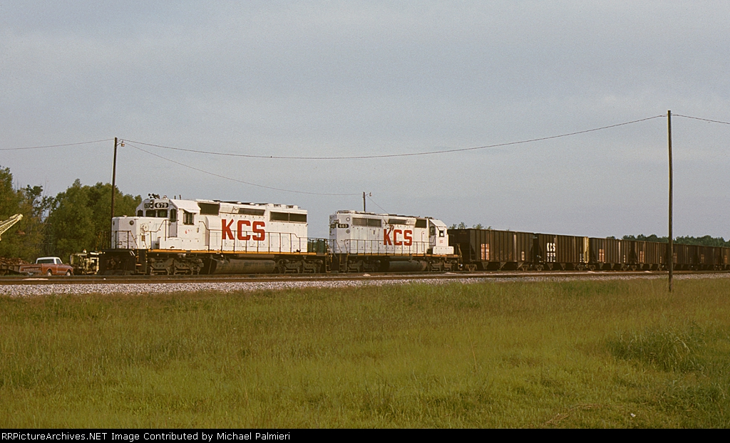 KCS SD40-2 679
